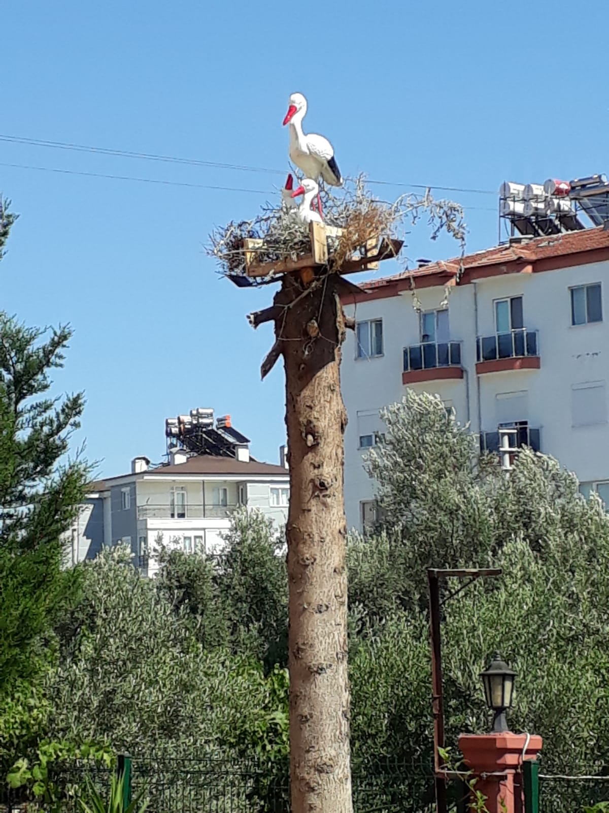 Leylek Heykelleri